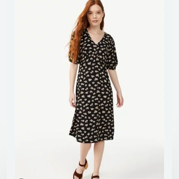 Free Assembly | Dresses | Free Assembly Floral Midi Dress | Poshmark